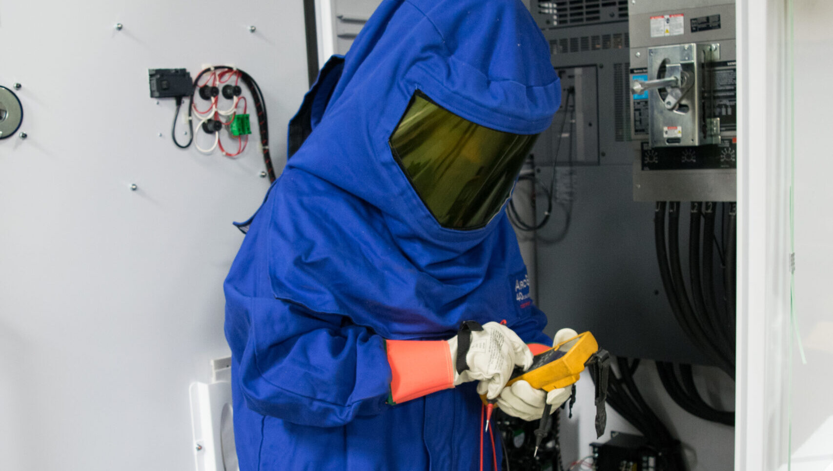 Guide To Arc Flash PPE The Incident Energy Analysis Method